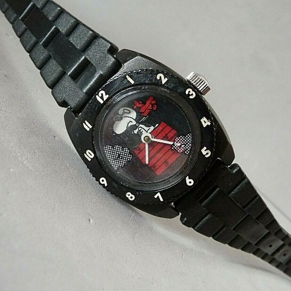 Vintage Timex Snoopy & Red Baron manual wind wristwatch Diver style case | WatchCharts Marketplace