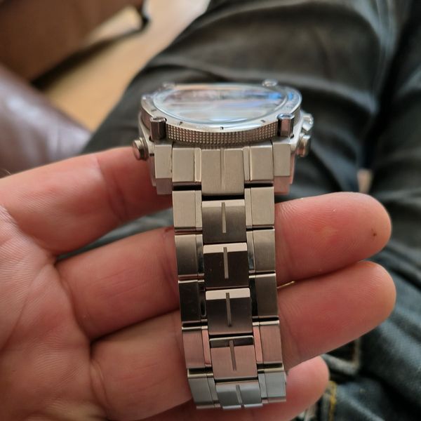 Bulova Men's Precisionist Chronograph 96B175 | WatchCharts Marketplace