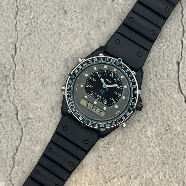 Vintage Timex "Aerospace" | Dual Time Zone | Ani-Digi | 39mm ...