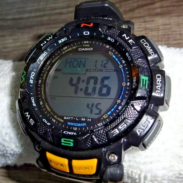 Casio Pathfinder PAG-240 solar watch w/ compass/thermometer/altimeter ...