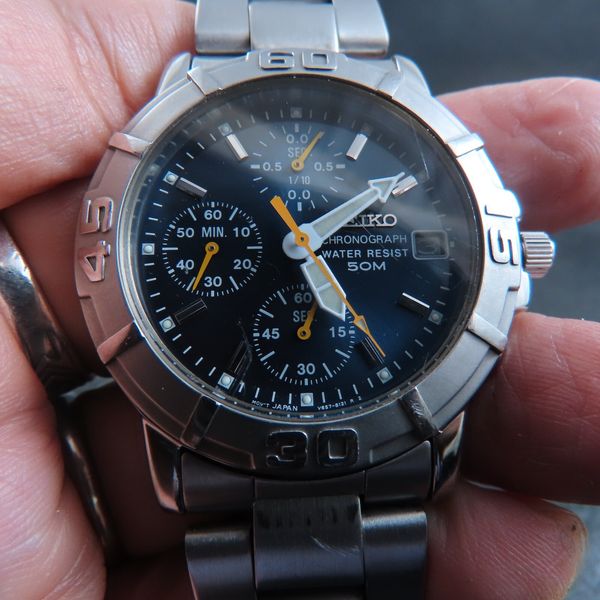 V657 Japan Seiko Chrongraph Quartz Men Watch For Part Or Repair ...