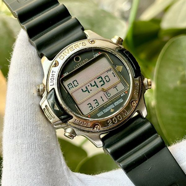 Vintage Citizen Promaster Hyper Aqualand Diver Digital Men's Watch D203 ...
