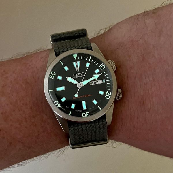 [WTS] Custom SKX173 Diver - Internal Rotating Bezel - Lume Monster ...