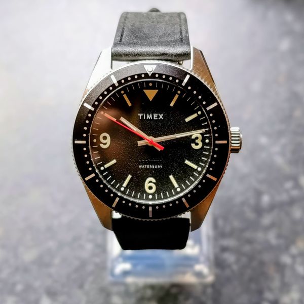 Timex x Hodinkee Limited Edition Waterbury Automatic Dive Style Watch ...