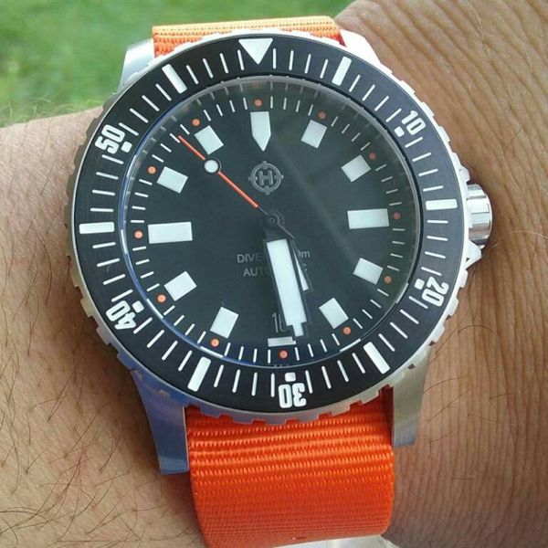 SOLD: HELM Vanuatu V2 full kit | WatchCharts Marketplace