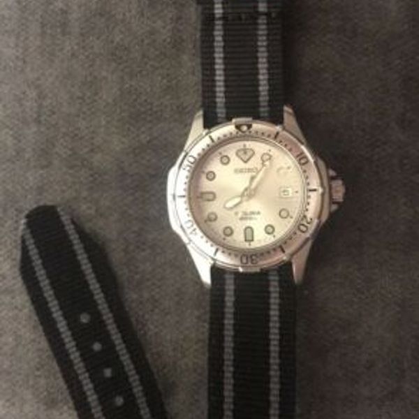 Seiko Scuba 200m Diver Vintage Ref. 7N35-6000 | WatchCharts Marketplace