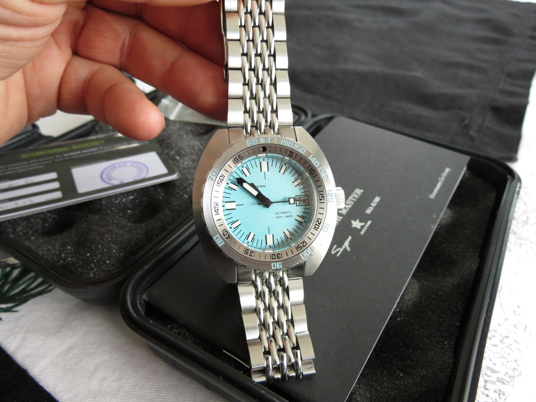 Seestern V1 Doxa homage in blue | WatchCharts