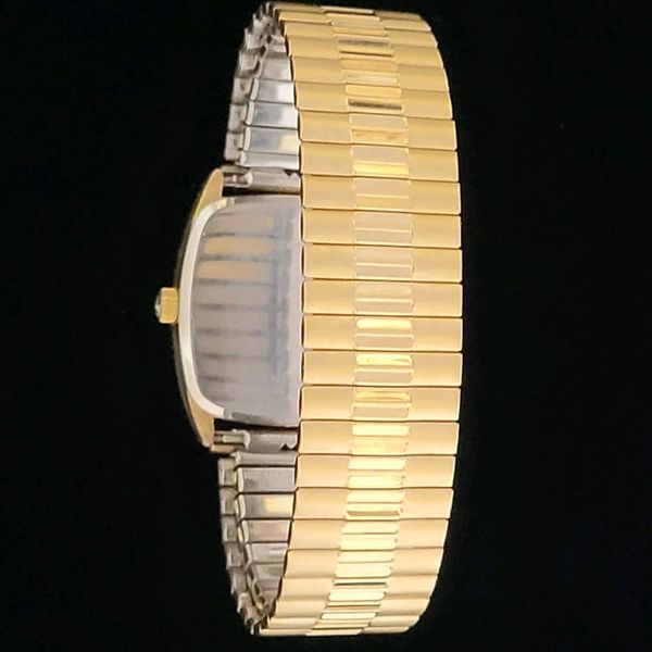 Bulova Mens Watch Vintage Swiss Accutron N9 Classic 32mm Expansion Band ...