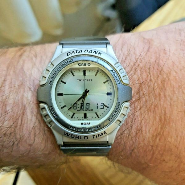 Vintage Casio Twincept Abx-22 1349 Data Bank World Time Ana-digi Watch ...