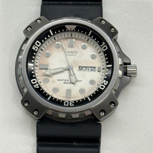 [$200 USD] Vintage Casio MD-703 Vintage Diver Watch (not working ...