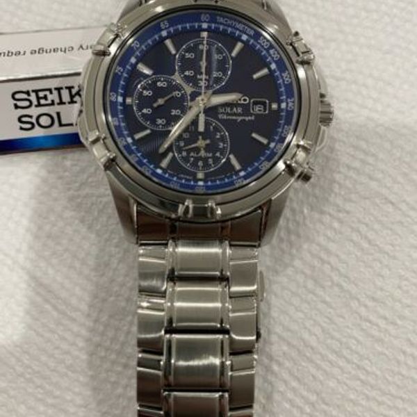 NEW Seiko Solar Chronograph Blue Dial Men's Watch V172-0AJ0 | WatchCharts