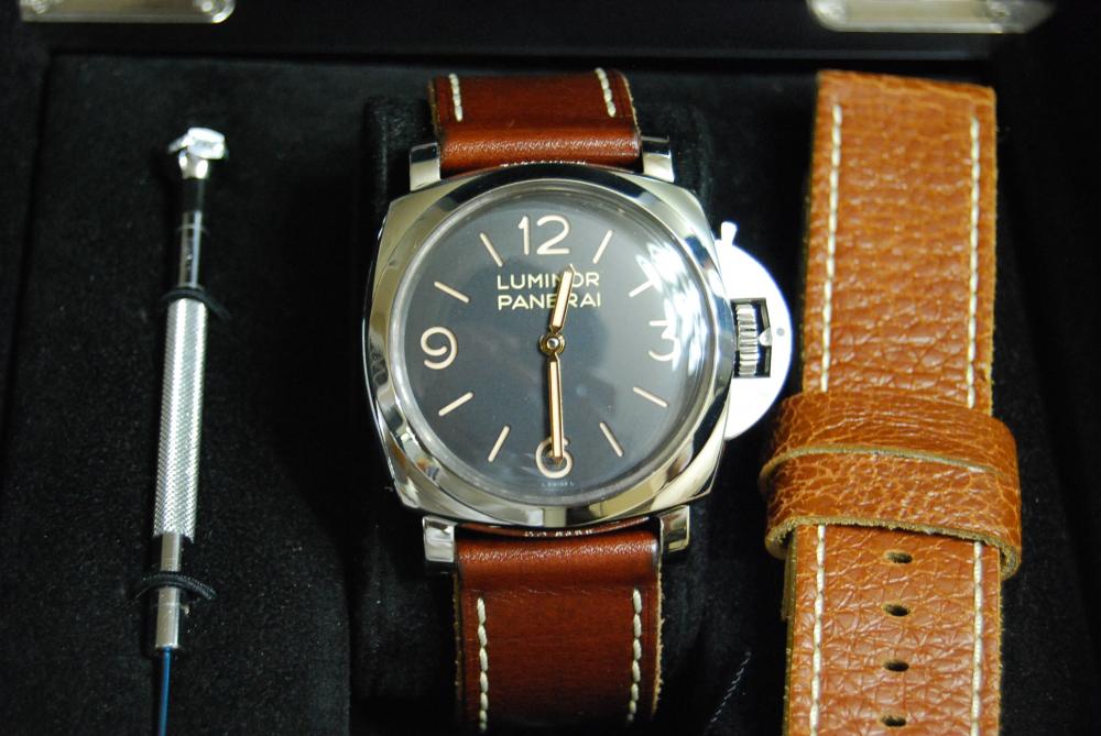 Panerai PAM372 | WatchCharts