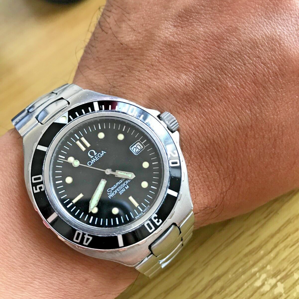 OMEGA Seamaster Professional 200M Date Quartz Men’s Watch Wrist 7 inch ...