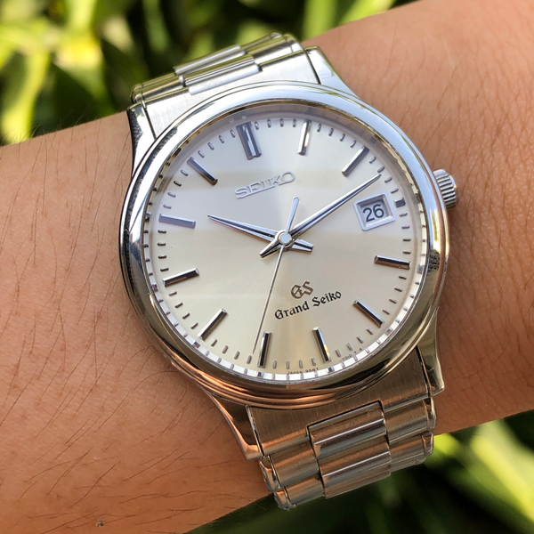 [WTS] Grand Seiko Quartz 9587-7010 Champagne Dial | WatchCharts Marketplace