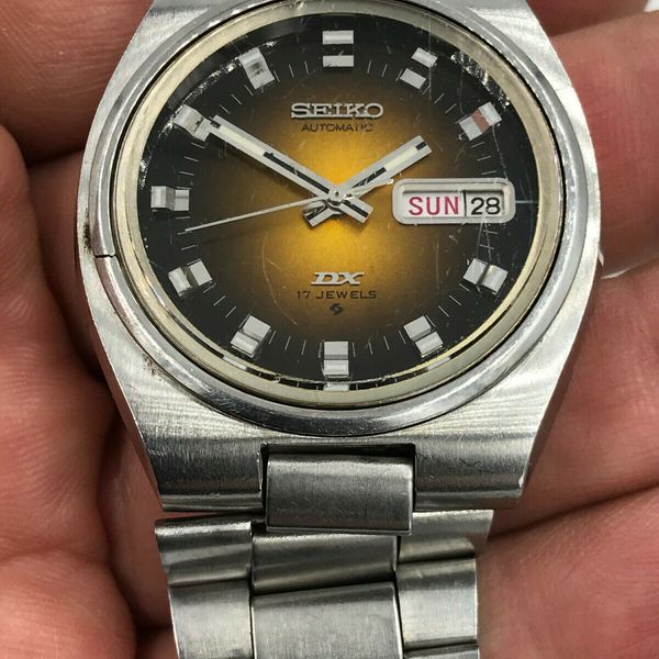 SEIKO WATCH AUTOMATIC DX 17 JEWEL 6106-7619 DATE,DAY 1974 WORK VINTAGE | WatchCharts Marketplace