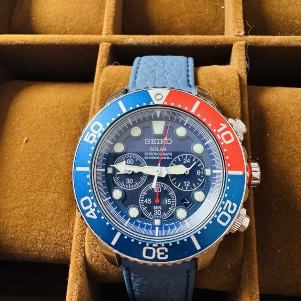 Seiko Air Diver's 200m Solar Chronograph Pepsi Bezel 43mm Dial Japan ...
