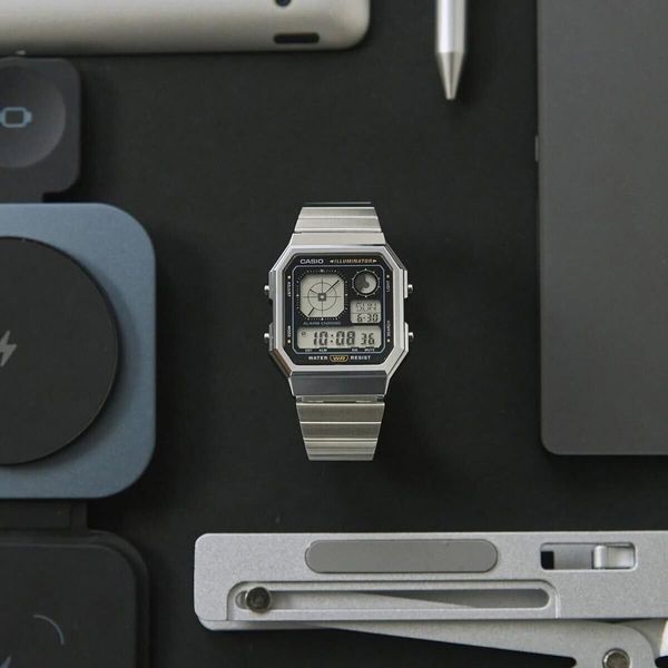 Casio Vintage Retro-Futuristic Analog-Style Digital Silver Watch A130WE ...