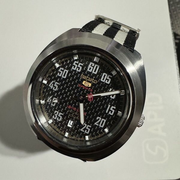Seiko 5 Sports Automatic Helmet Cushion Date 100m Limited Edition ...