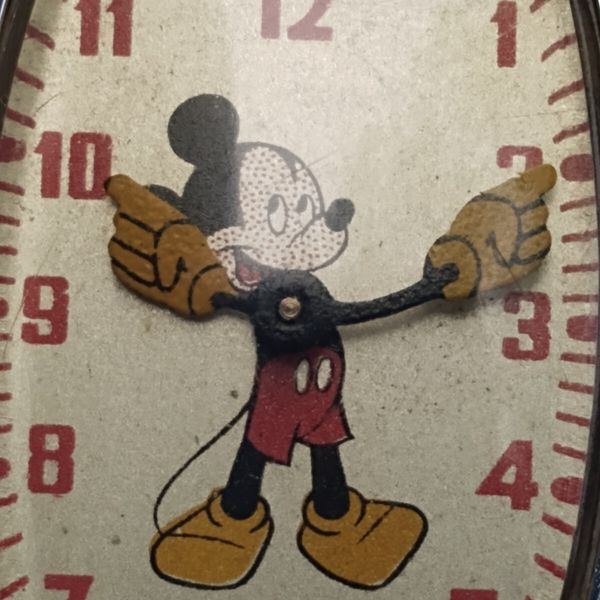 Orologio USA 1947 TIMEX "MICKEY MOUSE MORBILLO". Cinturino originale ...
