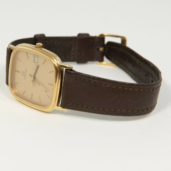 OMEGA Men's Quartz 1430 Wristwatch with Leather Band (ASC ...