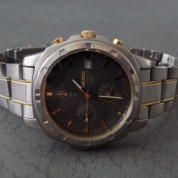 Seiko Titanium Men's Vintage Chronograph Quartz Watch 7T92-0CS0 ...