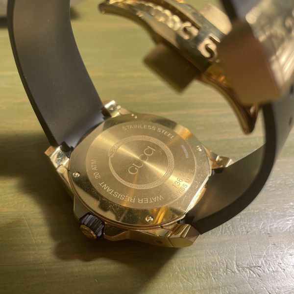 [WTS] Gucci Dive Watch YA136219 Black Rubber Strap 45mm w/ Yellow Gold ...