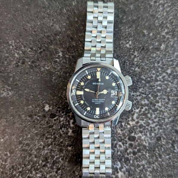 Vintage BENRUS Ultra-Deep 666ft Automatic Super Compressor Steel Diver ...