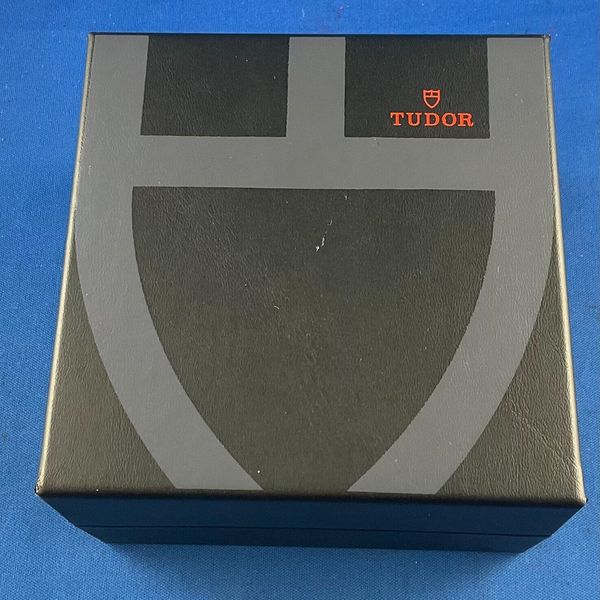 TUDOR BOX WATCH VINTAGE | WatchCharts Marketplace