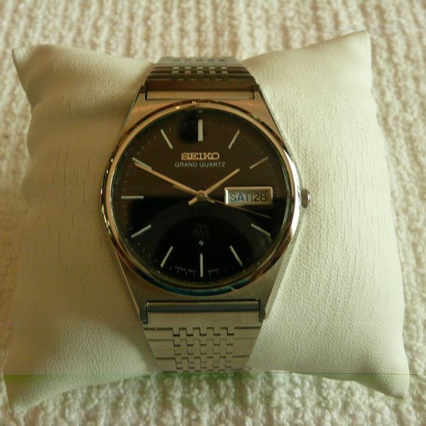 Vintage Seiko Grand Quartz 9943-8030 Day Date Black Dial Men's Watch ...