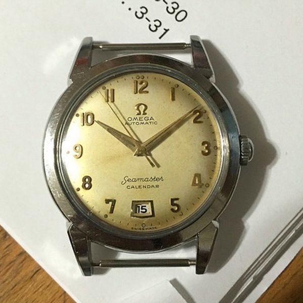 Omega Seamaster - Date at Six + Display Case !!! | WatchCharts Marketplace