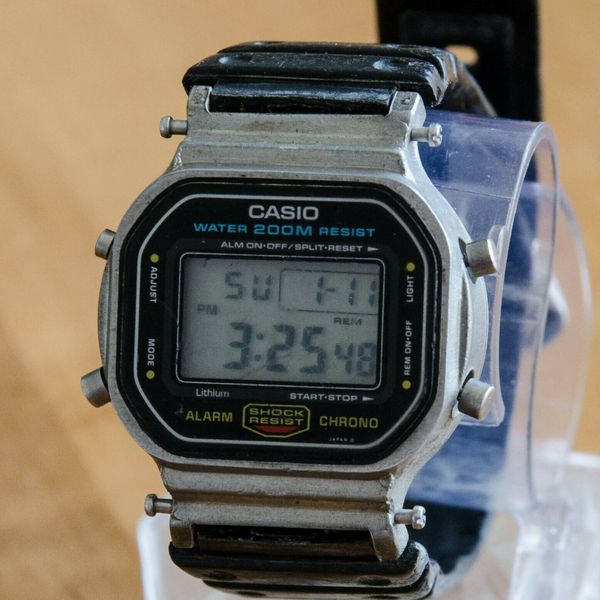 Casio DW 5600 901 Japan Steel Screw Back Classic G-Shock Vintage No ...