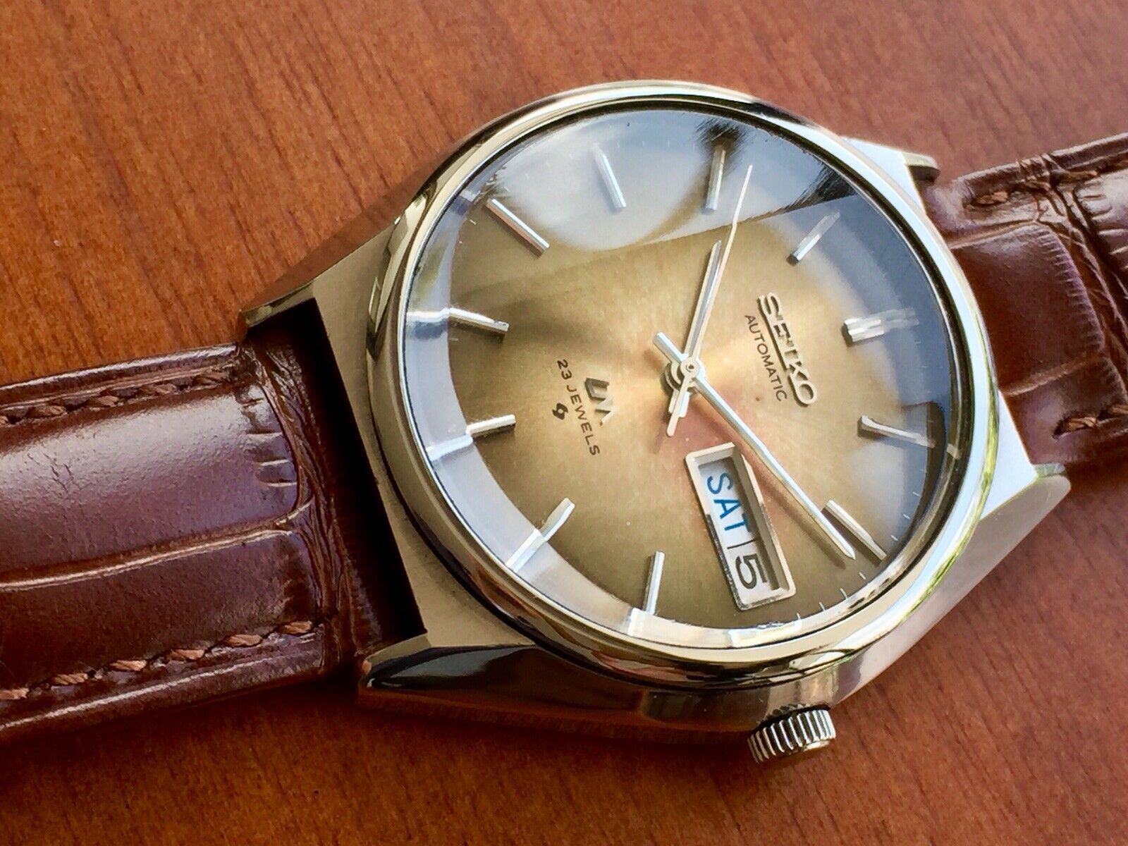Seiko Lord Matic (5606-8130) Price Guide & Market Data | WatchCharts