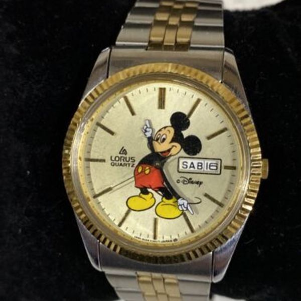 Lorus by Seiko Mickey Mouse Watch V533-8A10 Fluted Bezel Disney Parts/repair | WatchCharts ...