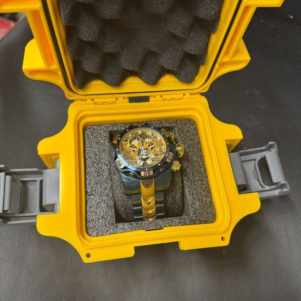 Invicta Reserve Venom Men's Multicolor Lion Dial Chronograph Quartz ...