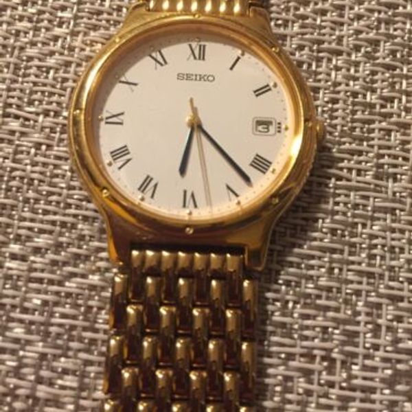 Vintage Seiko Day Date Gold Tone Quartz Watch V732-0080 | WatchCharts Marketplace