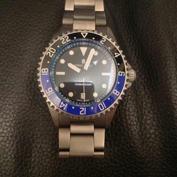 Steinhart Titanium Batman GMT Full | WatchCharts