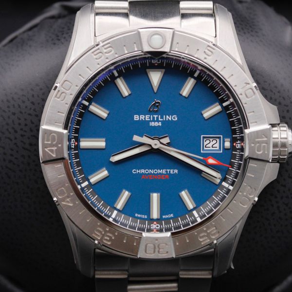 FSOT: Breitling Avenger 42 - Blue - Steel - 42mm - New - Factory ...