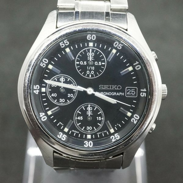 Men's SEIKO V657-7100 Chronograph Quartz Watch. 40mm Dial. Date. Water ...