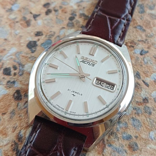 Vintage Seiko Actus 21 Jewels Automatic 7019 8010 August 1977 | WatchCharts Marketplace