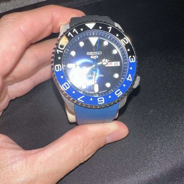 Seiko Batman Blue Men's Watch - X002LTZ6W1 (custom) | WatchCharts ...