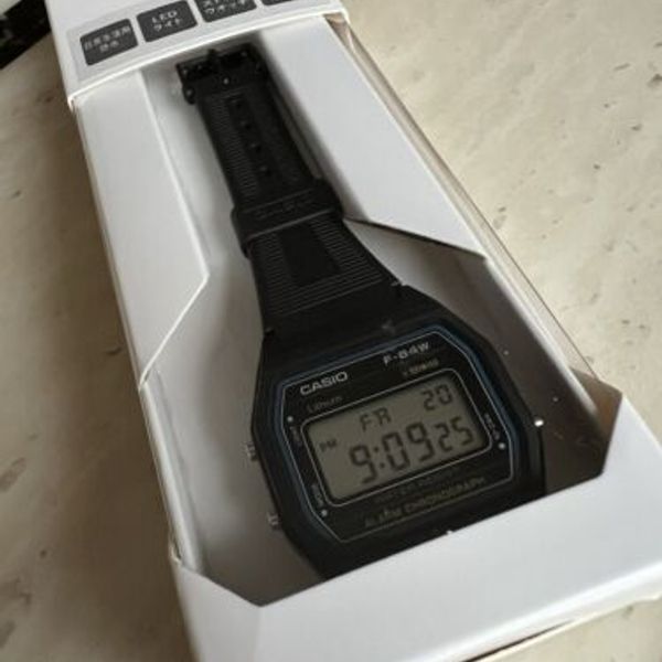 Casio Watch Casio Collection F-84W-1QJH Men's Black | WatchCharts ...