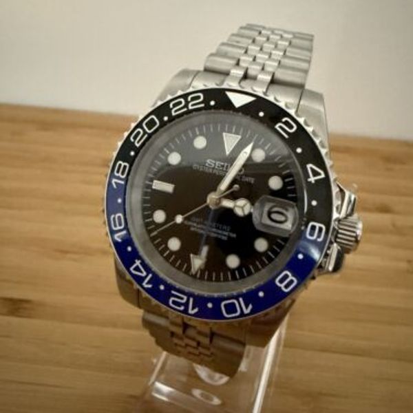 Custom Seiko GMT Batman MOD Watch - Seiko NH34 Automatic Movement ...