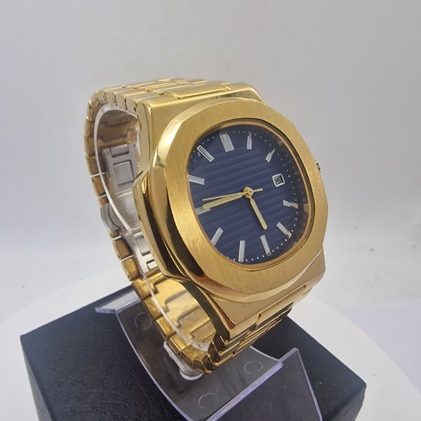 Mens Patek Philippe 'Nautilus' Style Quartz Watch with Date window (K ...