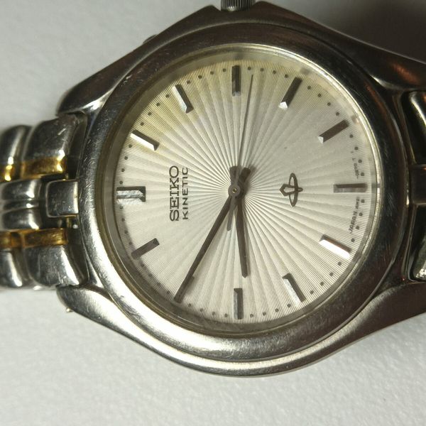 VGC Seiko Kinetic White Men Watch RUNS Short Charge Cycle | WatchCharts ...