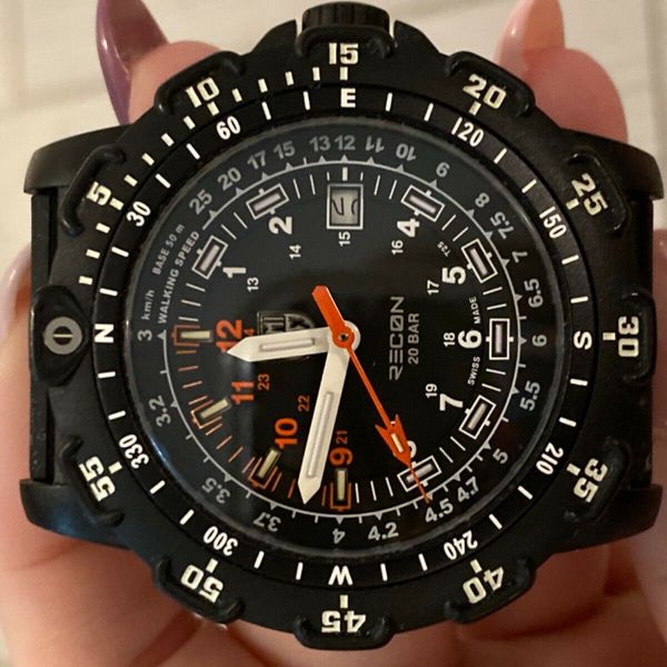 Luminox Recon Point Man Series 8800 PC/Carbon Case 200m Quartz Watch ...
