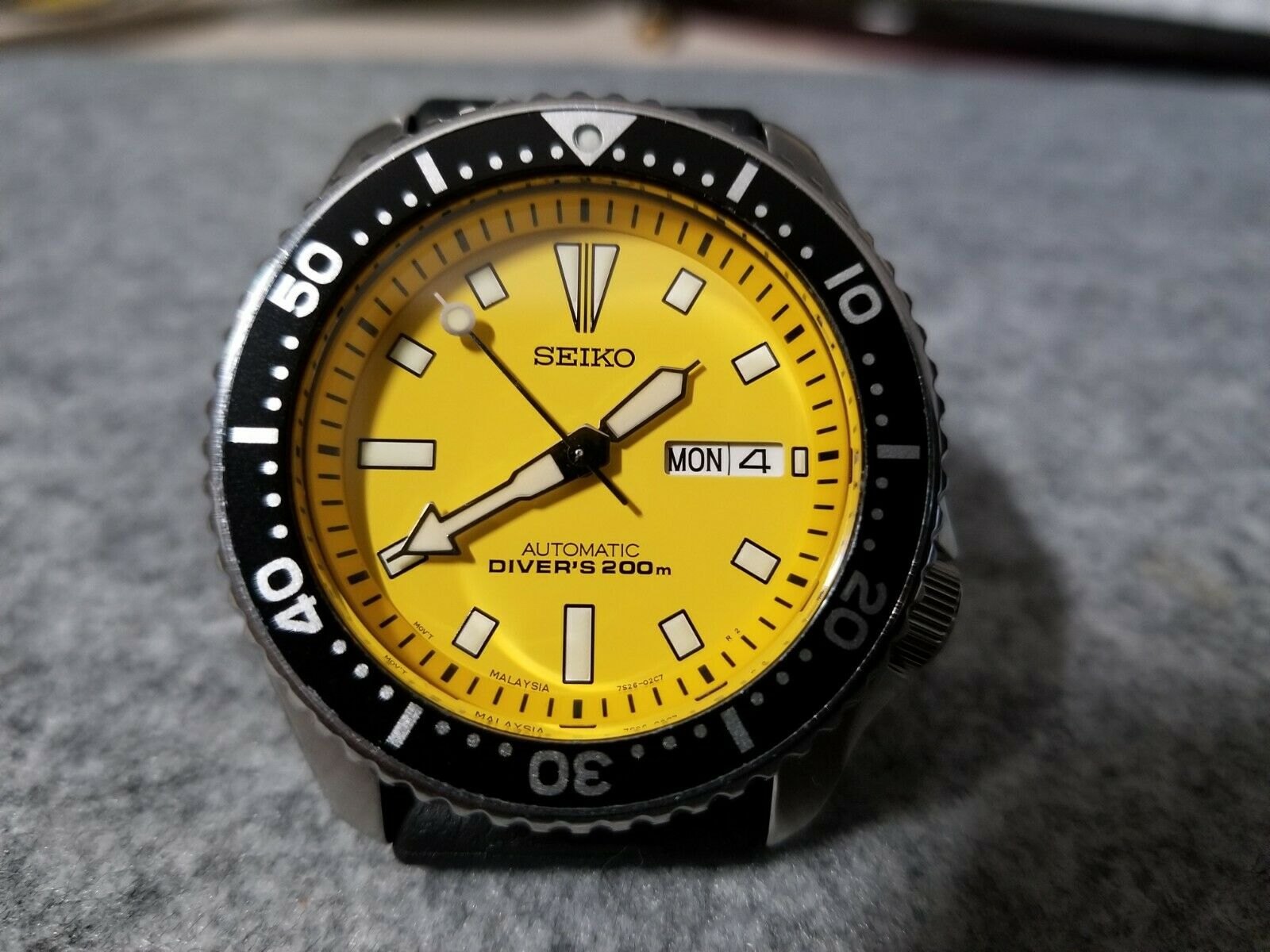 SEIKO SKXA35 200m Yellow Dial ( SKX007, SKX009 ) Automatic Diver Watch ...