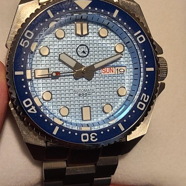 [WTS] Islander ice blue waffle dial $250 | WatchCharts Marketplace