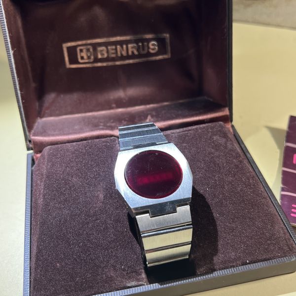 Vintage Not Working Silver tone Benrus LED Watch UNTESTED- w/ Case 1975 ...
