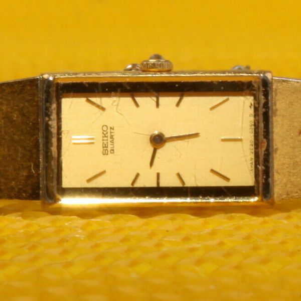 Women's Classic SEIKO "2E20-5259" Quartz Watch MADE IN JAPAN | WatchCharts