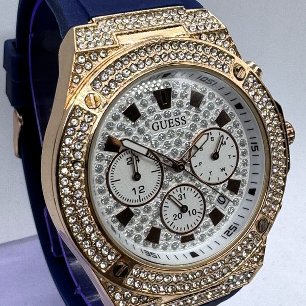 Awesome Guess Chronograph Date Indicator White Dial Quartz Men's Wrist ...